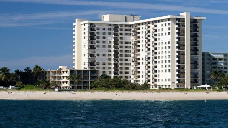 Ocean Place Lauderdale By The Sea Oceanfront - By The Sea Realty